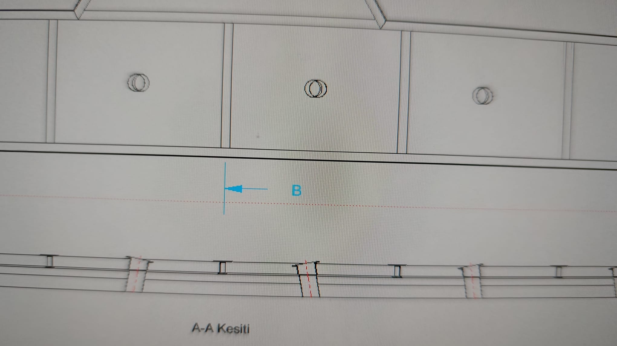 How to set or change the extension lines for section view in Inventor
